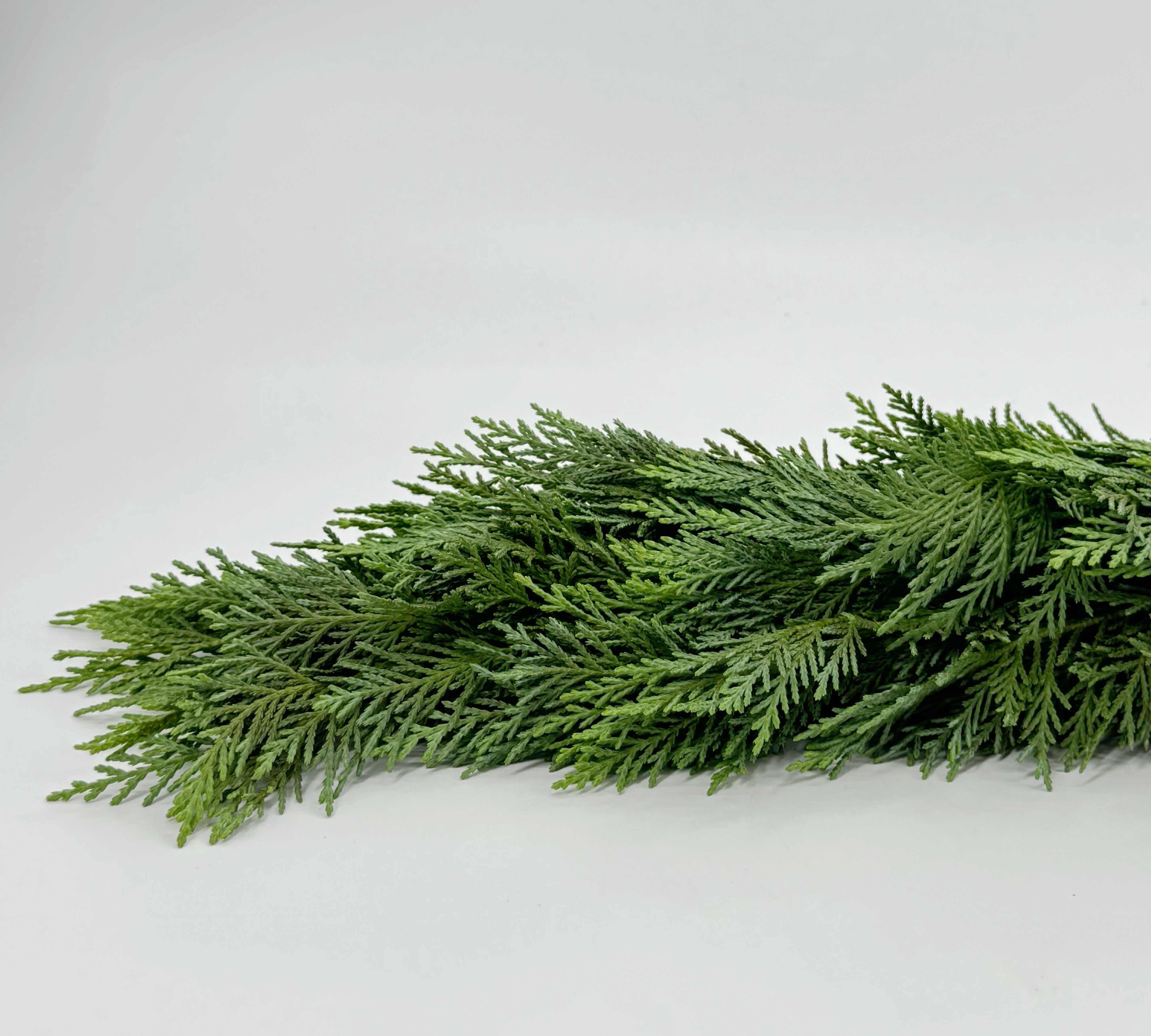 Leyland Garland – Quality Growers Floral Company